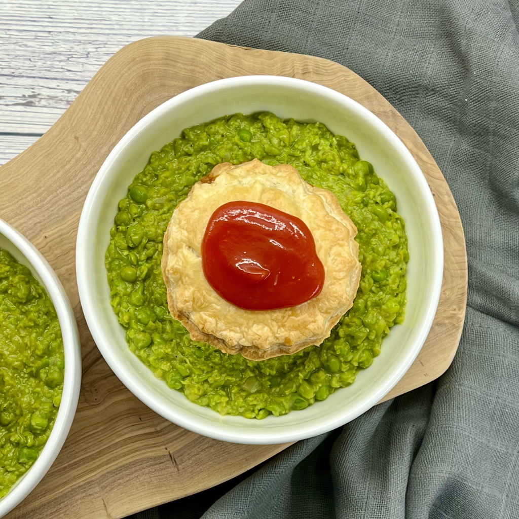 Vegan Meat Pie Floater | The Vegan Planet Kitchen