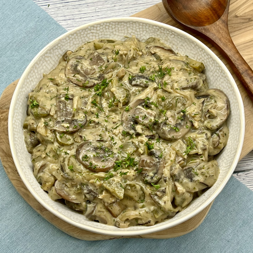 Vegan Latvian Stroganoff (Vegan Kurzemes Strogonovs) | The Vegan Planet ...
